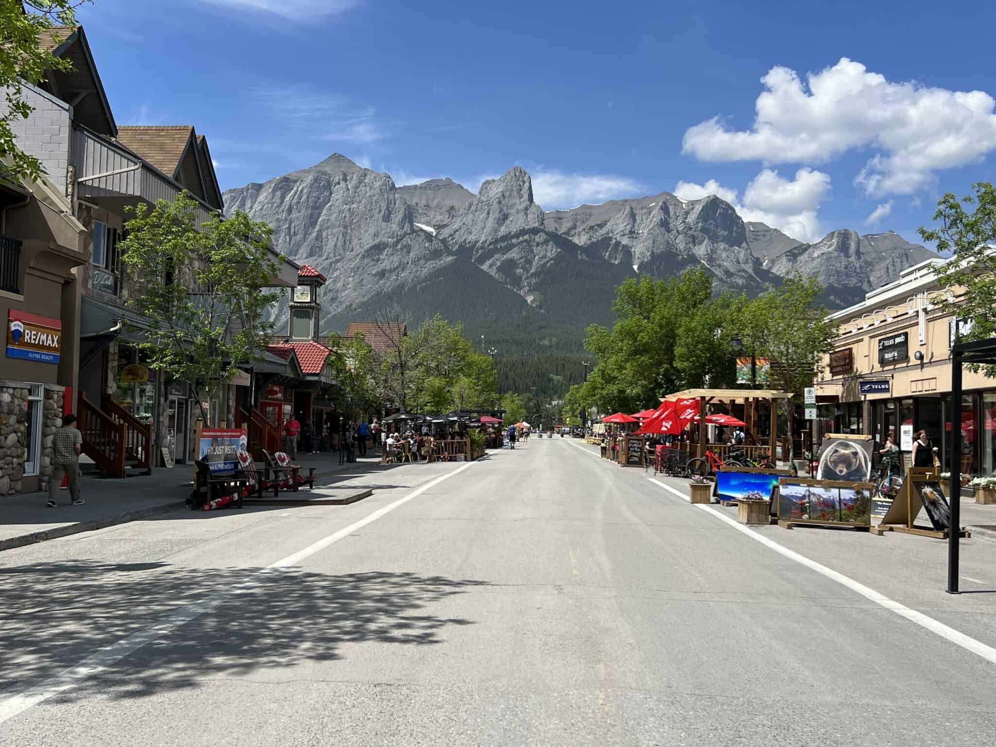 The 17 Best breakfast restaurants in Canmore - Family Travel