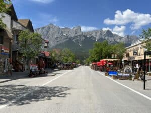 The 17 Best breakfast restaurants in Canmore - Family Travel