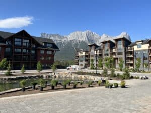 The 17 Best breakfast restaurants in Canmore - Family Travel