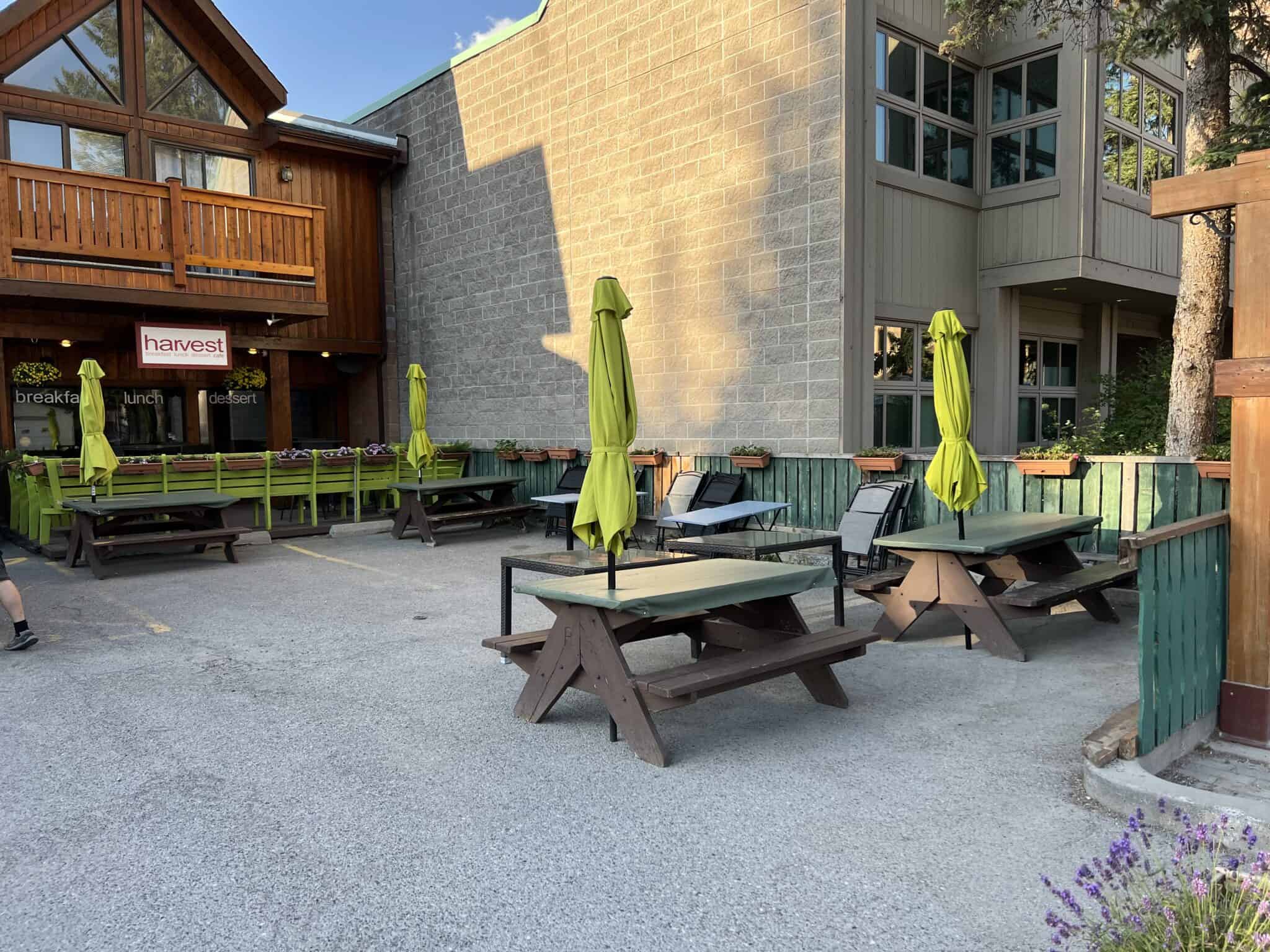 The 17 Best breakfast restaurants in Canmore - Family Travel