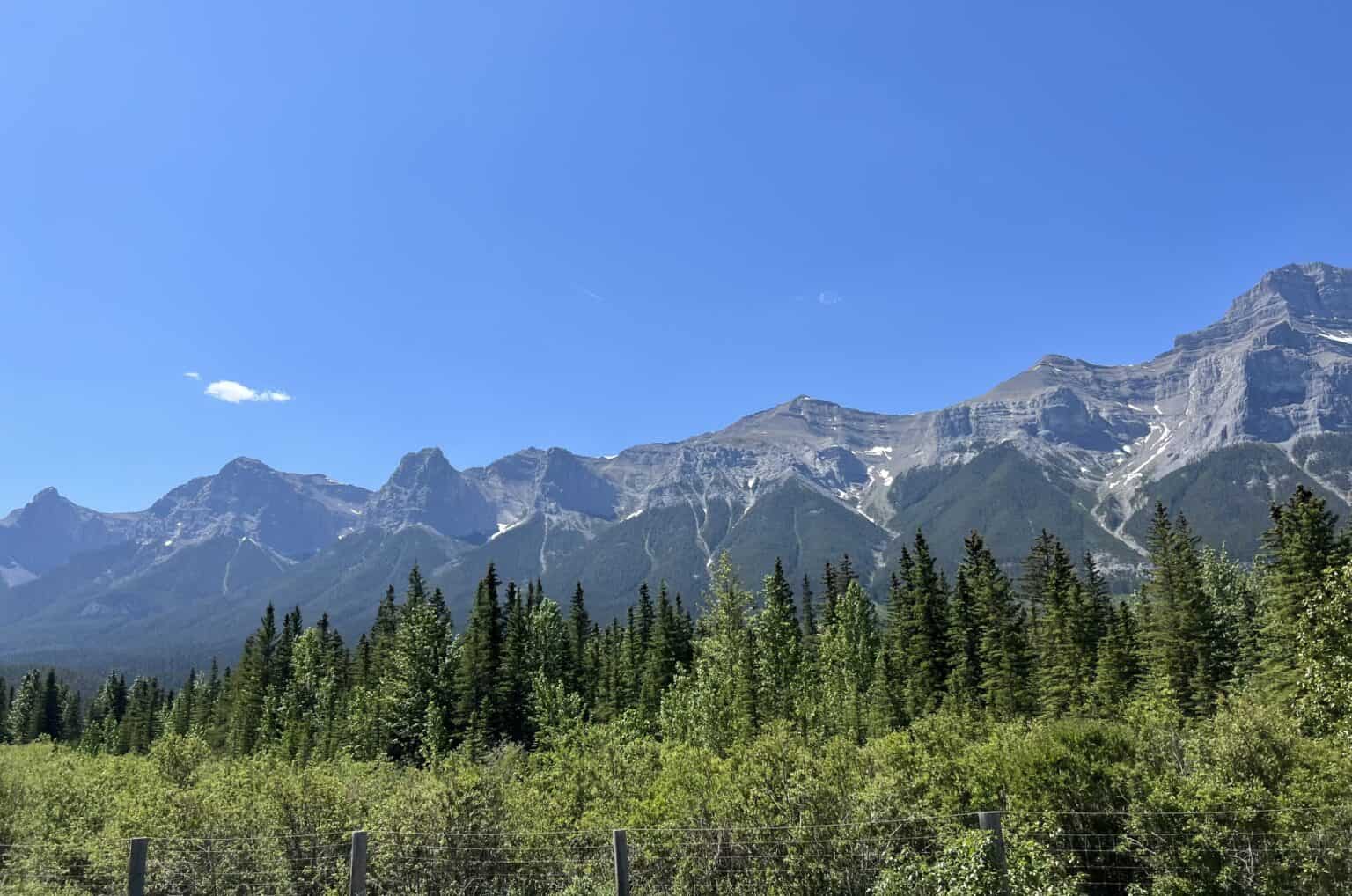 The 17 Best breakfast restaurants in Canmore - Family Travel